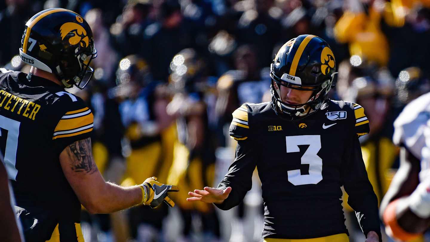 Duncan Named Big Ten's Top Kicker For The Decade - Sports Illustrated ...