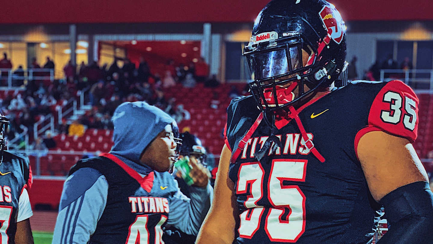 Defensive lineman Tyas Martin receptive to interest from Colorado ...