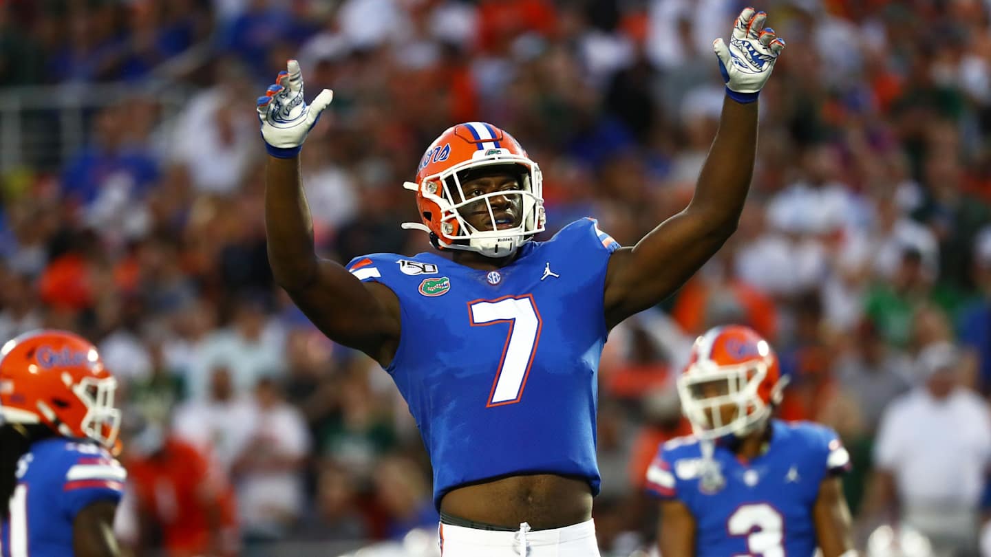 Florida Gators LB Jeremiah Moon the Latest to Earn Praise from Senior ...