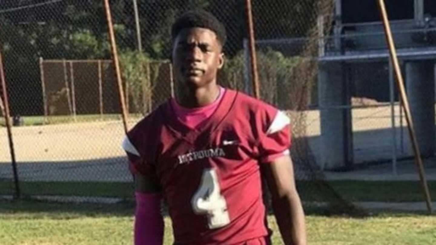 2022 Louisiana Running Back Le'veon Moss Grew up Dreaming of Offer from ...