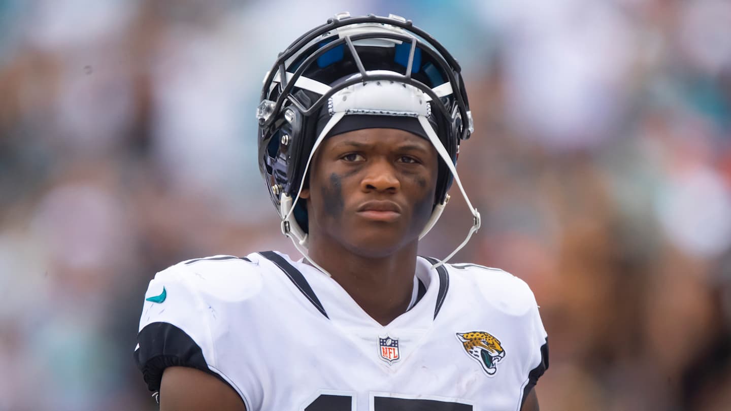 DJ Chark injury: Jaguars WR fractures ankle vs Bengals - Sports Illustrated