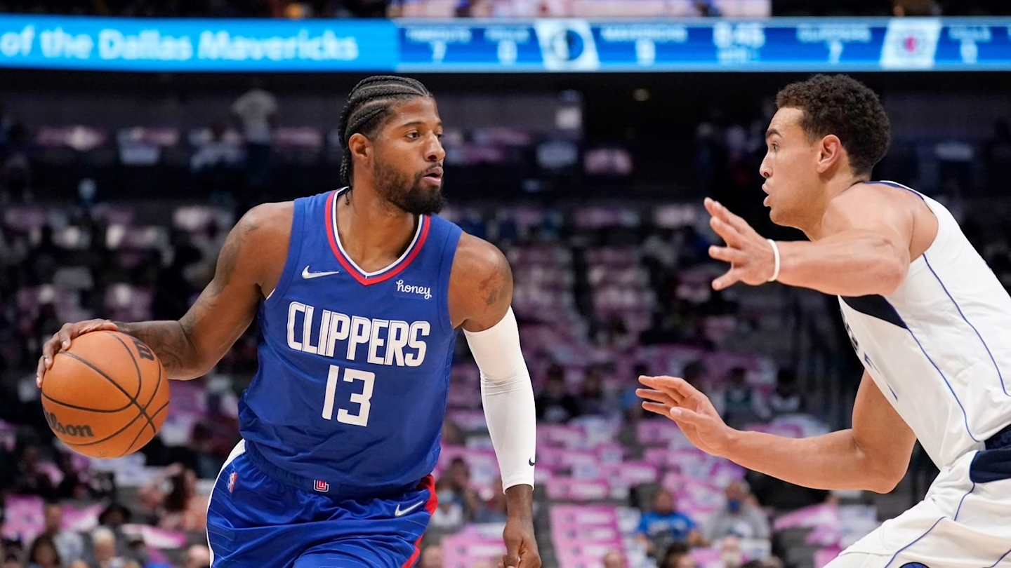 Dallas Mavericks Defeat LA Clippers 122-114 in Pre-Season Matchup - Sports Illustrated LA ...