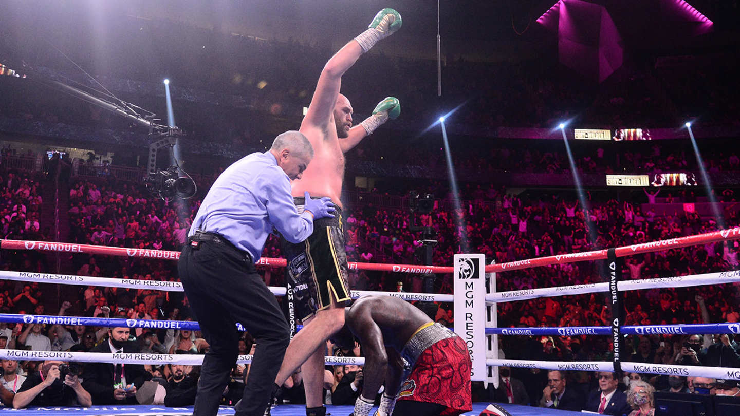 Tyson Fury vs. Deontay Wilder 3: Live updates from the fight - Sports ...