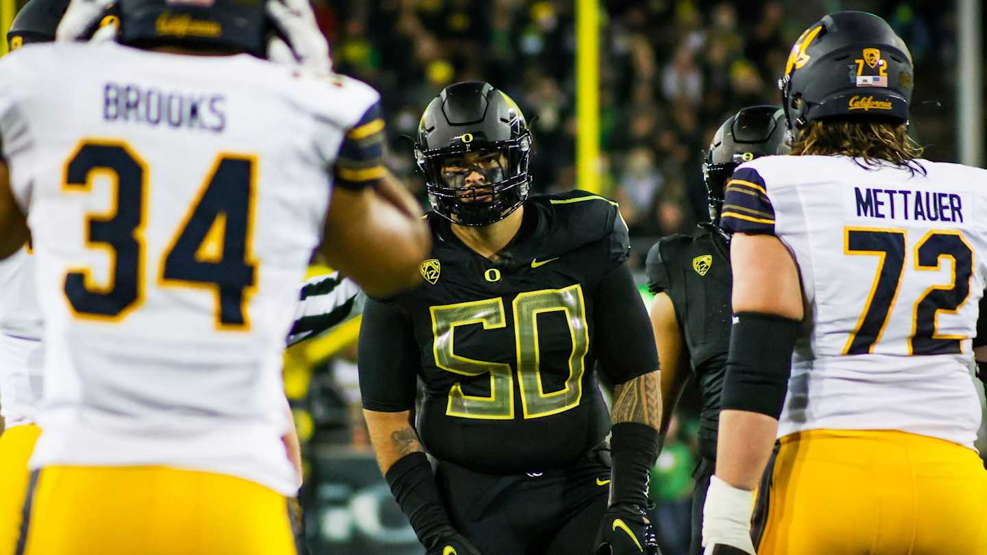 Oregon Football: Ducks Update 2023 Roster With New Heights and Weights ...