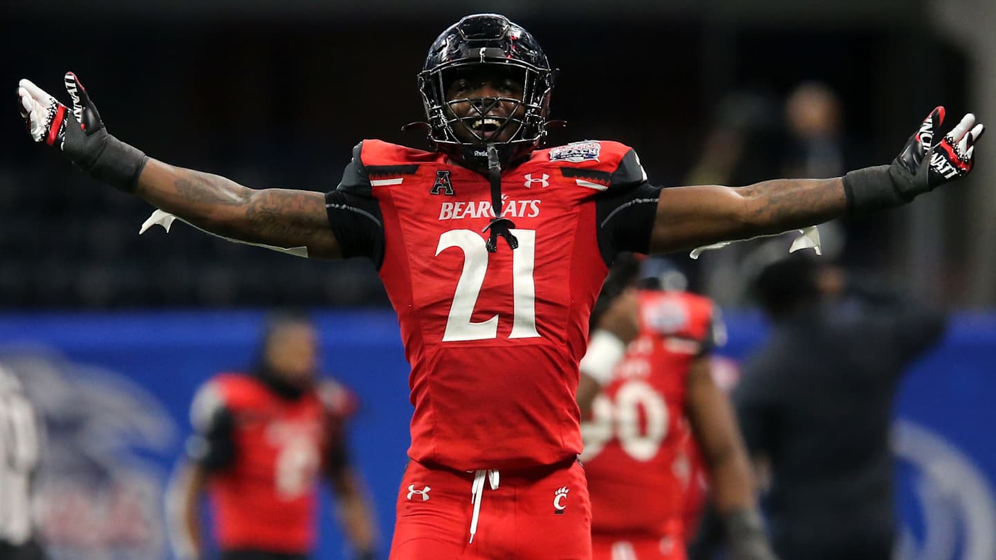 Report: Myjai Sanders is a 'Scout's Favorite' in the 2022 NFL Draft ...