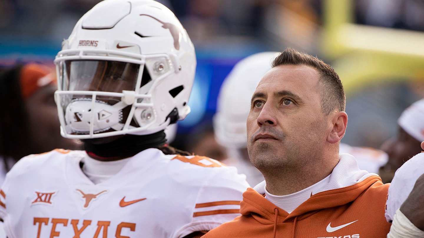 Texas Longhorns Director Of Recruiting Brandon Harris To Remain In ...