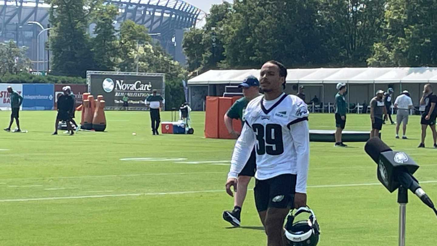 Elijah Riley Has Gone From Eagles Practice Squad to Jets Starter ...