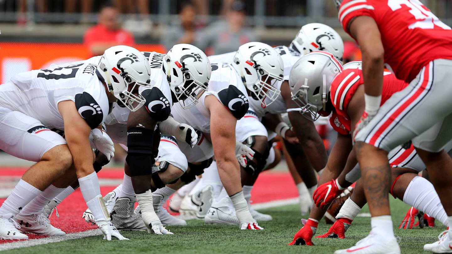 UC Switching Up Offensive Line, Jabari Taylor in Line to Return - All ...