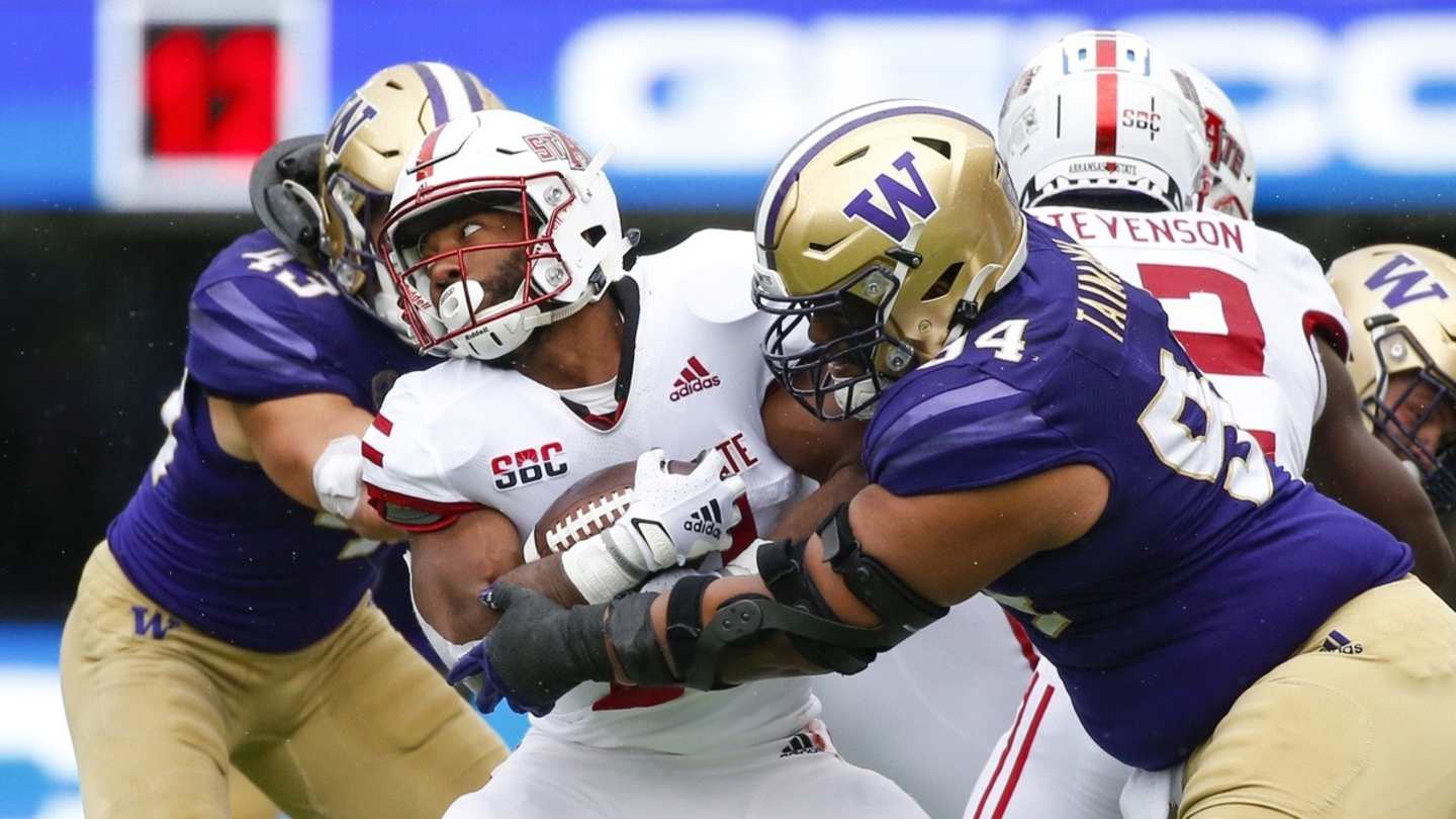 Taimani Leaves Disappointing UW Season Behind, Enters Portal - Sports ...