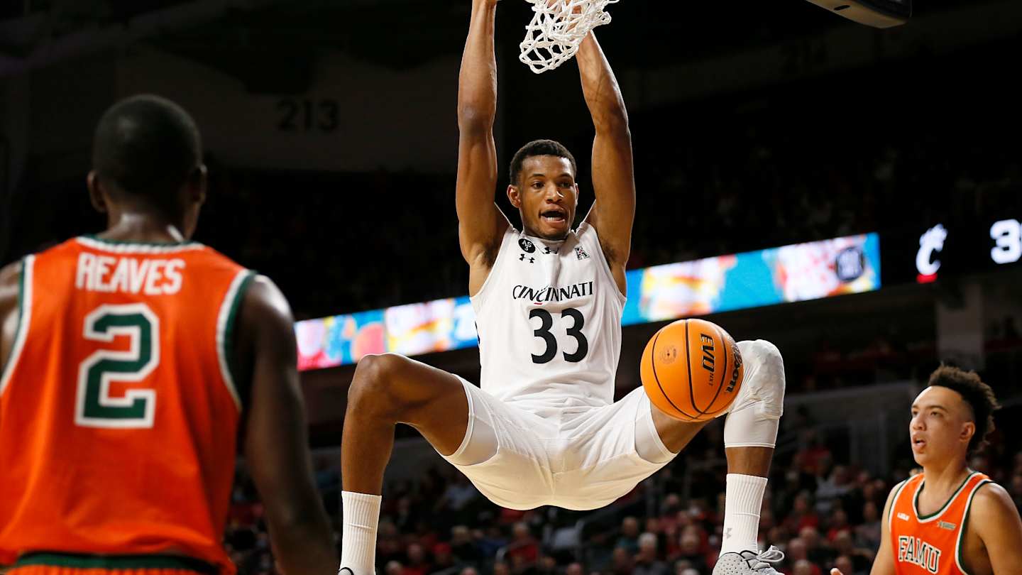 Look: UC Basketball Players Ody Oguama, Rayon Griffith, DaVeon Thomas ...