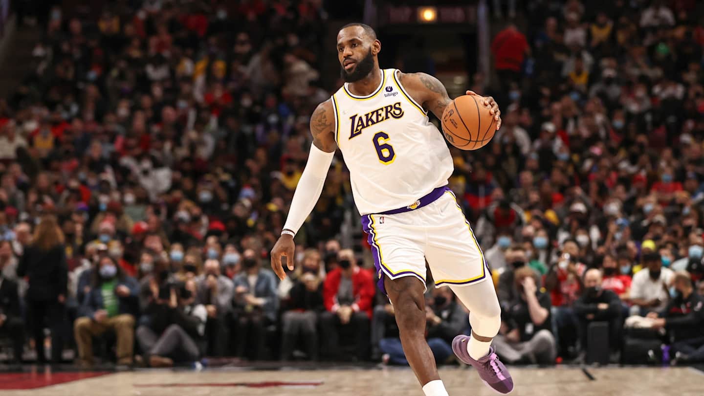 LeBron James not leaving Lakers as team assesses trade market - Sports ...
