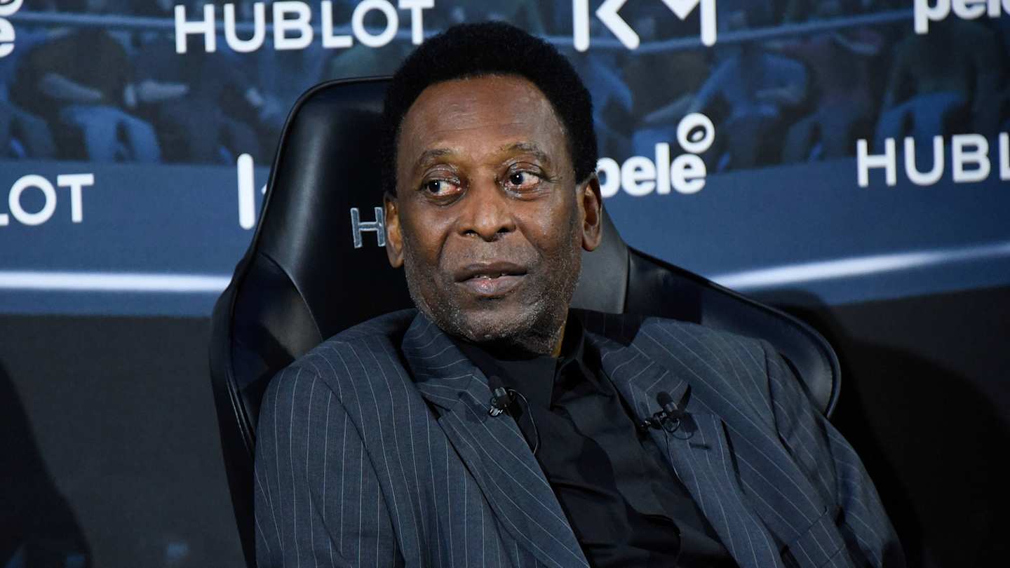 Pele released from hospital amid colon tumor treatment - Sports Illustrated