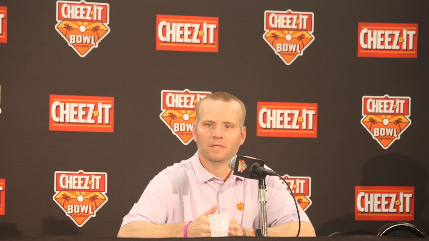 Clemson Tigers OC Brandon Streeter Not Feeling Any Pressure to Streeter ...