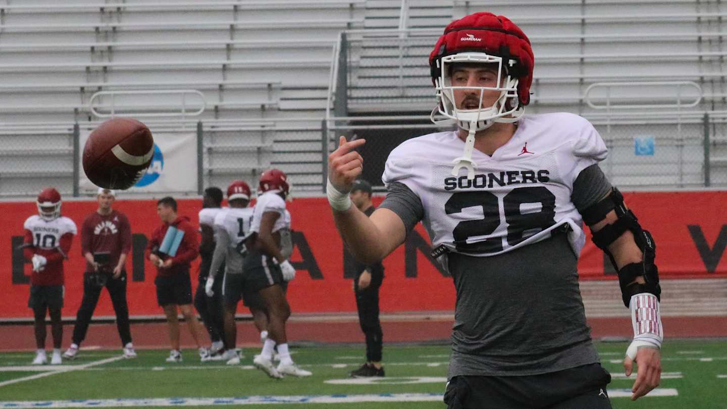 Danny Stutsman Combines Humor, Intensity to Lead Oklahoma Sooners ...