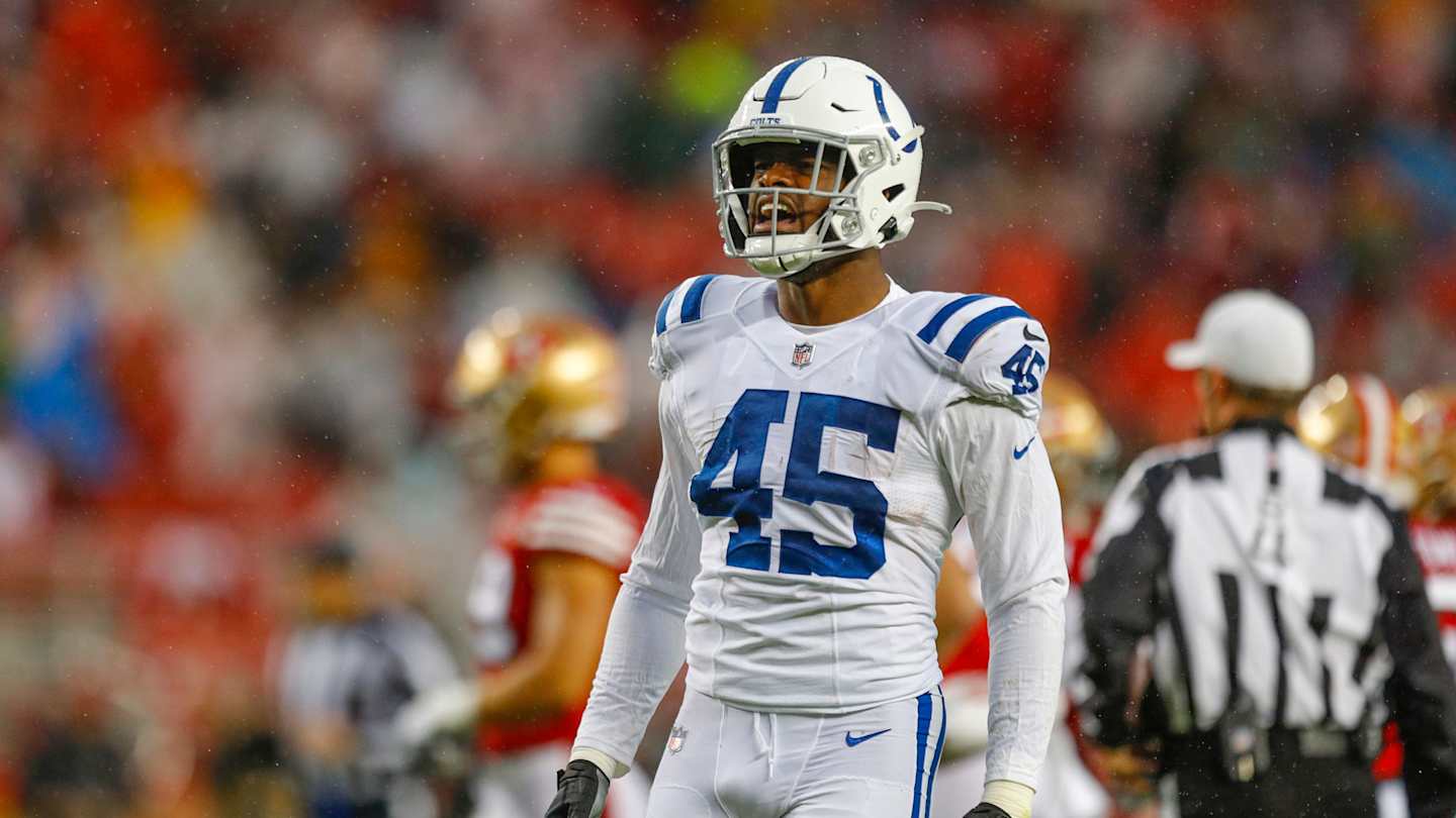 Film Room Analyzes The First Career Start of a Promising Linebacker ...