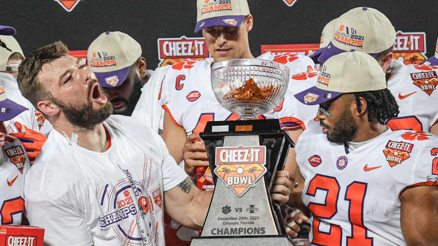 Clemson's James Skalski Didn't Get Fairytale Ending, Still All Smiles ...