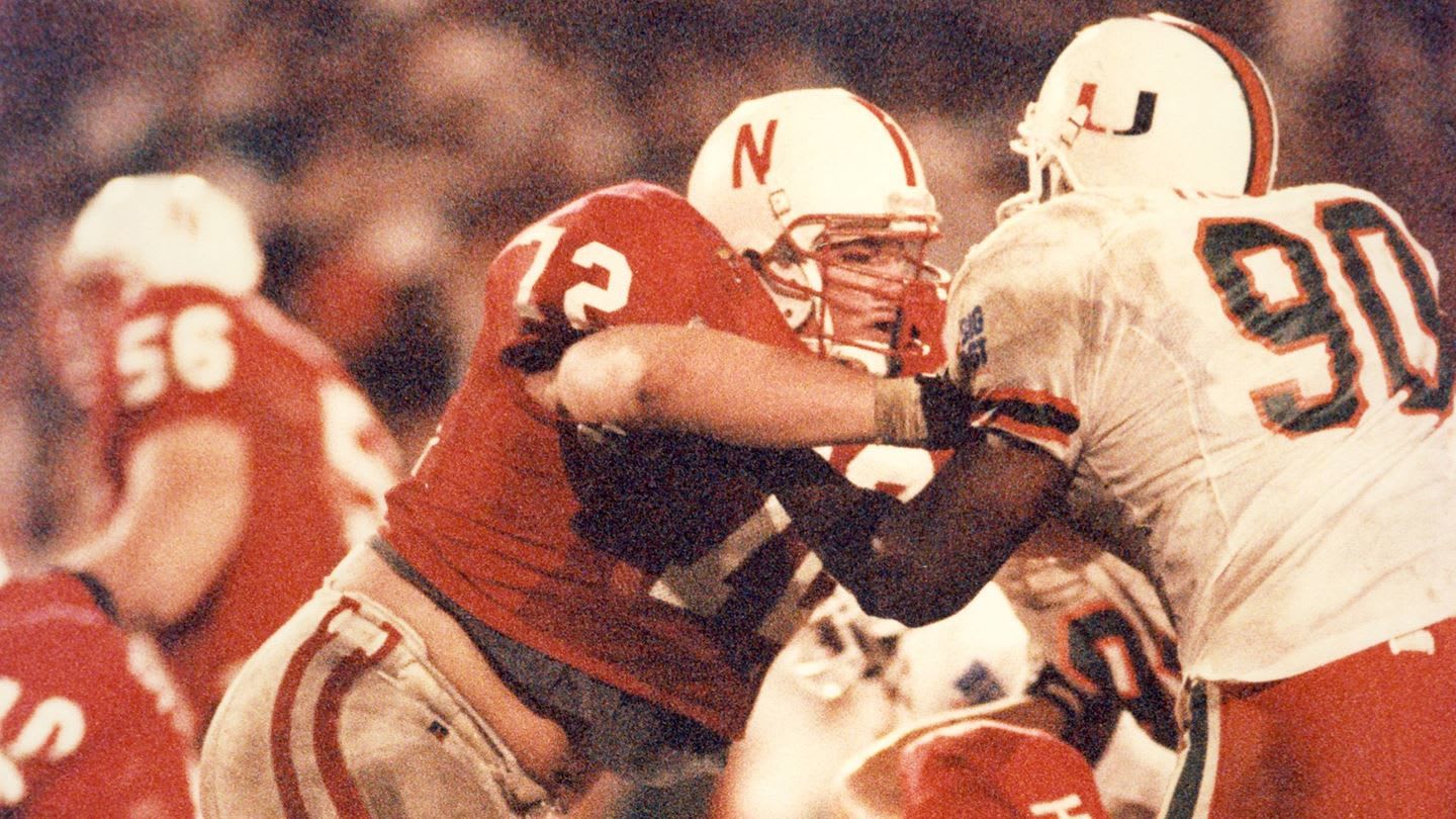 Nebraska's Zach Wiegert Joins Elite Club: College Football Hall of Fame ...