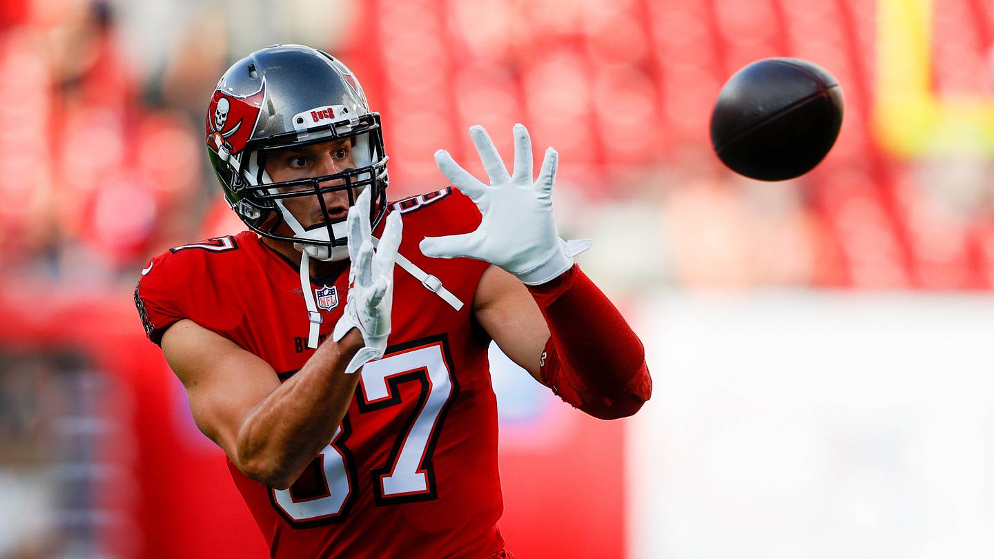 Rob Gronkowski reaches $1 Million receiving yards incentive - Sports ...