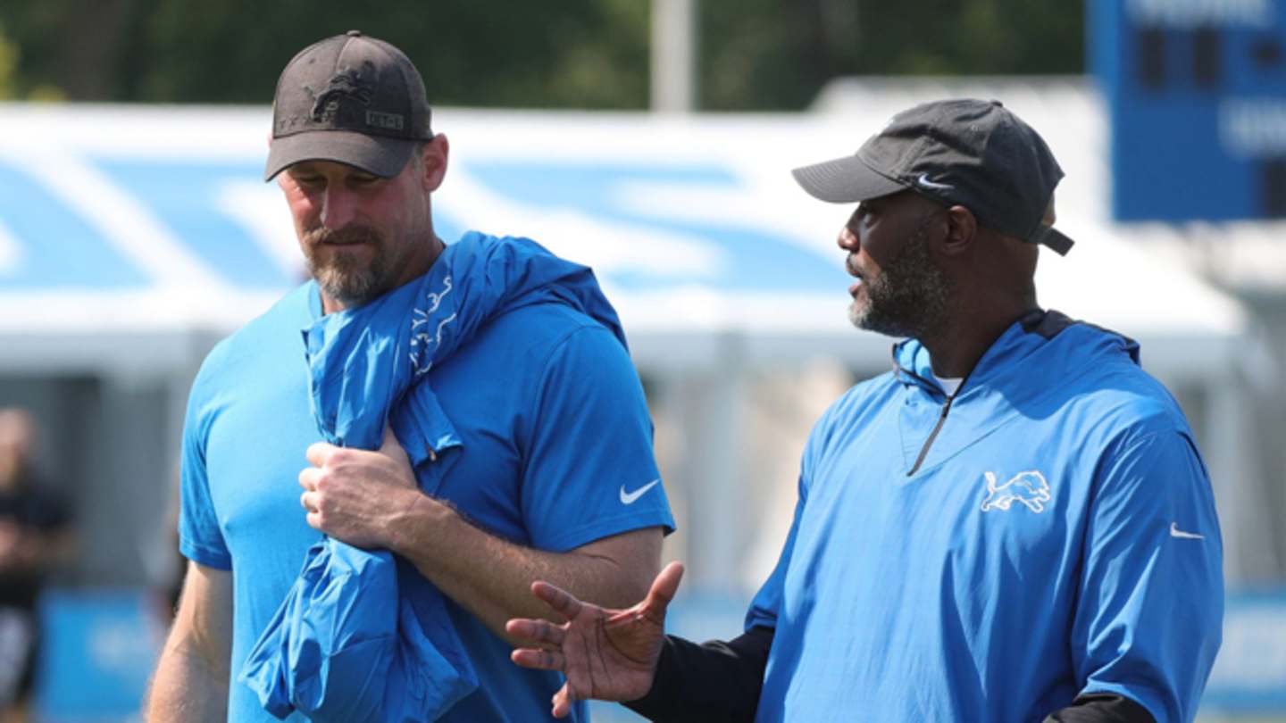 Detroit Lions fans nervous Brad Holmes will stand pat at NFL trade ...