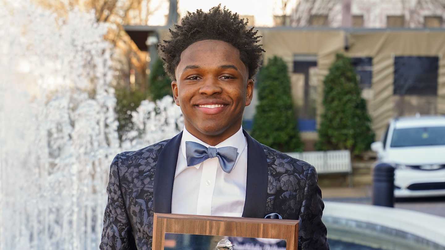 Thompson’s Ryan Peppins wins Mr. Football Award - Sports Illustrated ...