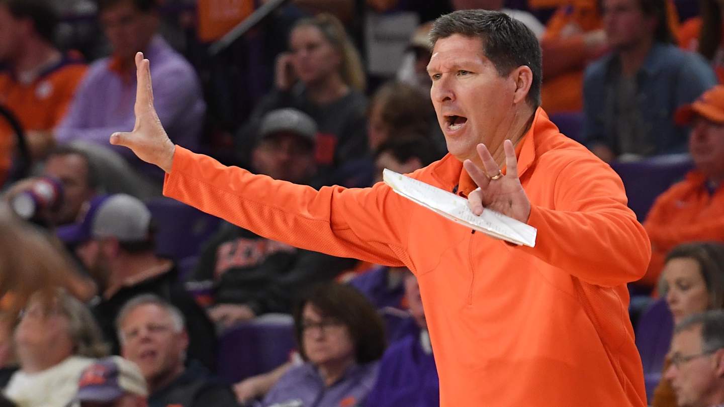 Clemson Adds Highly Touted PG Dillon Hunter to 2022 Recruiting Class ...