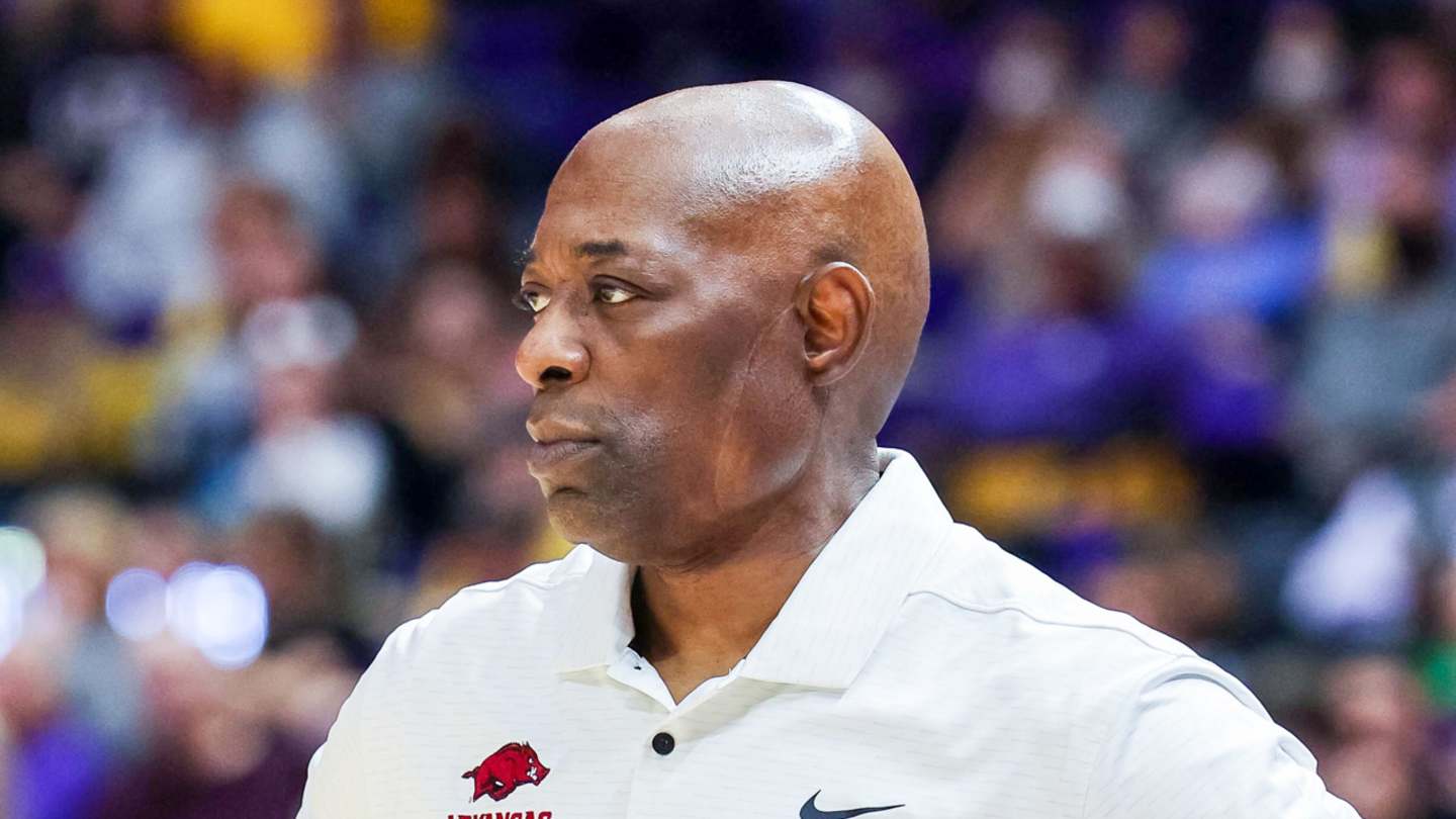 QUICK LOOK: Interim Coach Keith Smart Press Conference - Sports ...