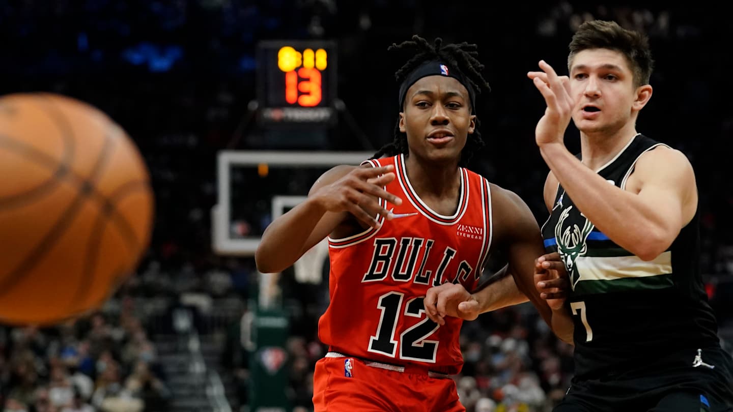 Bucks post Grayson Allen tweet after hard foul, ejection vs. Bulls ...