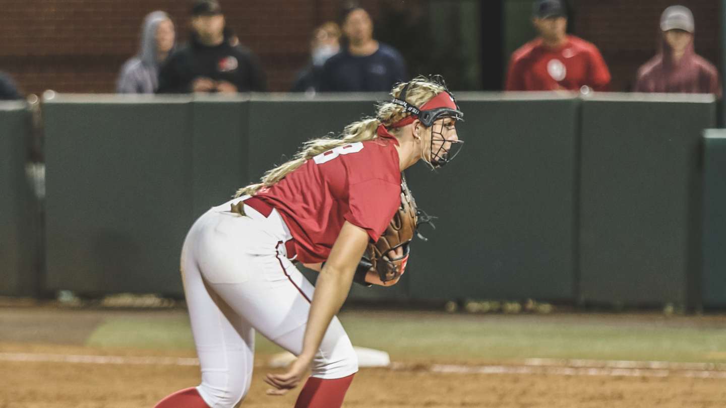 Jordyn Bahl Strikes Out 14 as OU Beats UCLA - Sports Illustrated ...