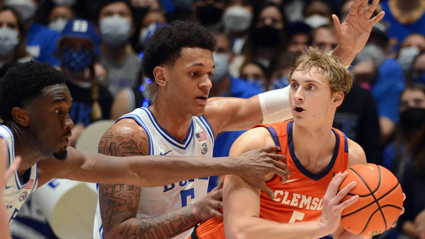 Hunter Tyson Suffers Broken Clavicle - Sports Illustrated Clemson ...