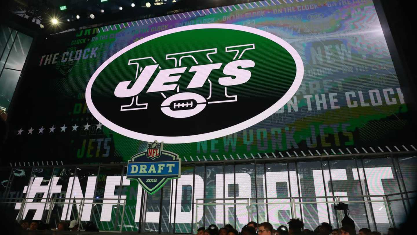 NFL Draft: Potential First-Round Pick Trades - Visit NFL Draft on ...