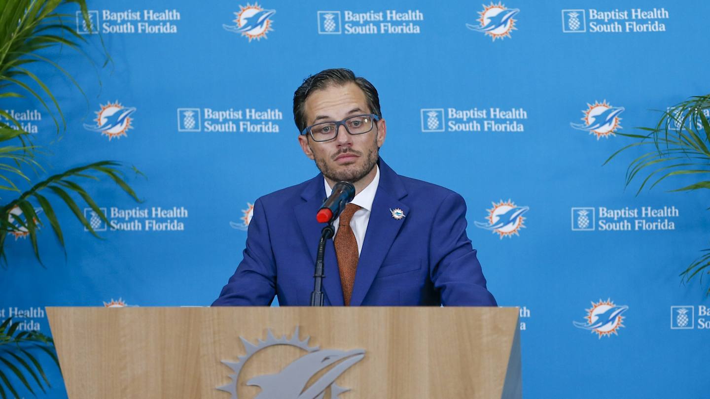Breaking Down the 2022 Miami Dolphins Coaching Staff - Sports ...