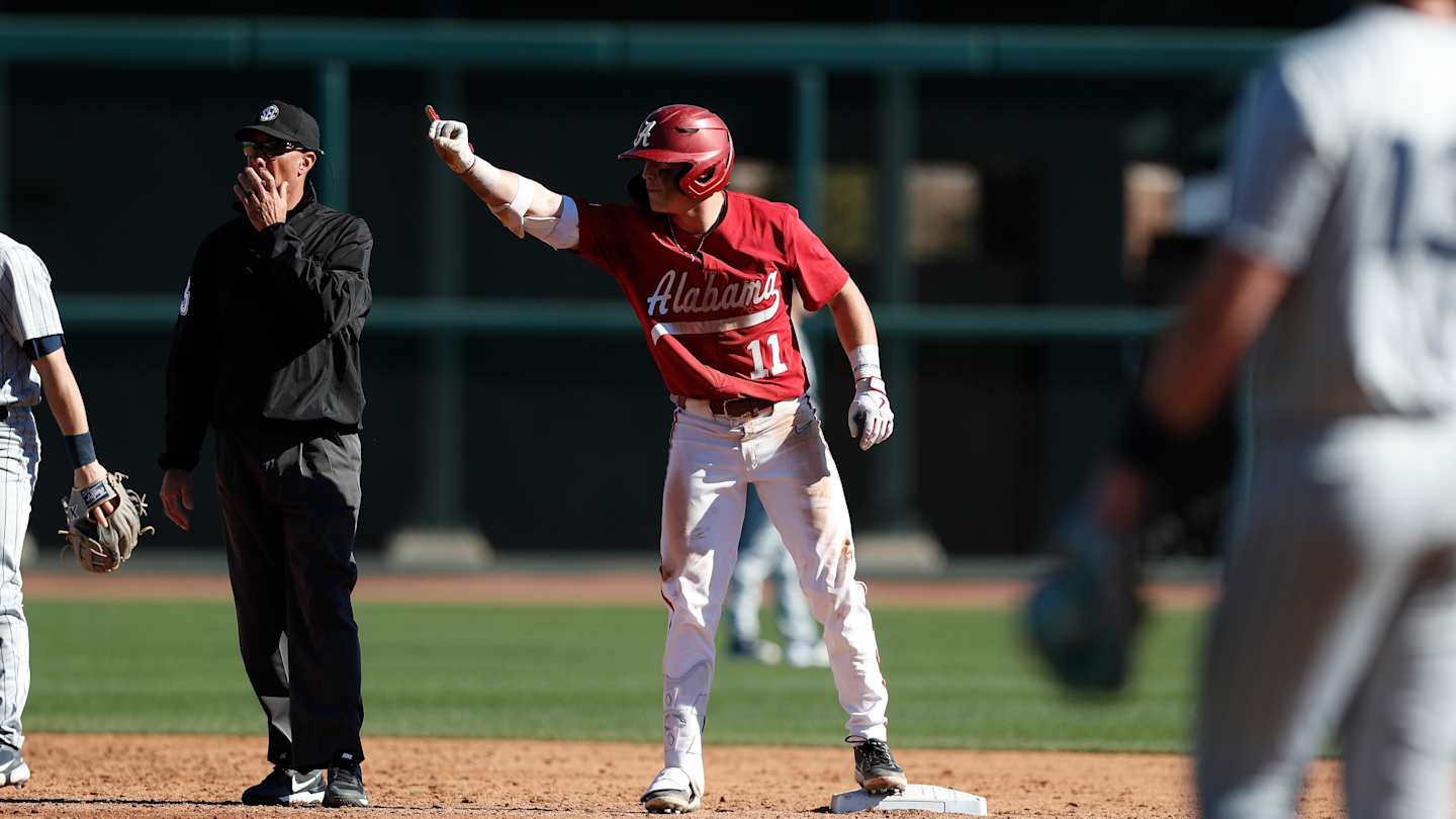 Alabama Baseball OF William Hamiter Out with Broken Foot - Sports ...