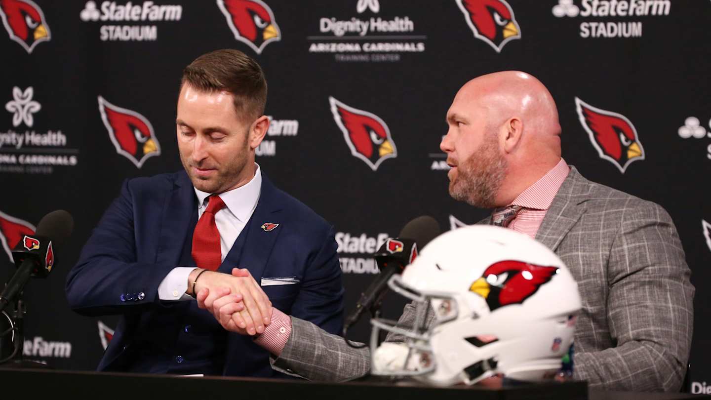 Kliff Kingsbury, GM Steve Keim sign contract extensions with Cardinals ...