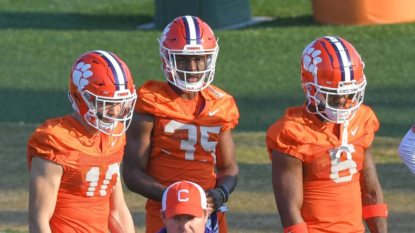 Freshmen Cornerbacks Will Have Plenty of Opportunities This Spring ...