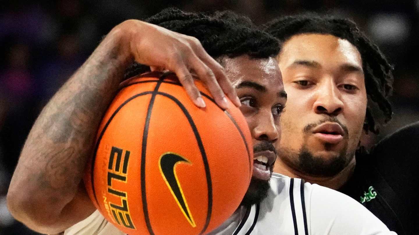 Watch NIT: Cincinnati Bearcats vs. Utah Valley Wolverines in Men's B ...