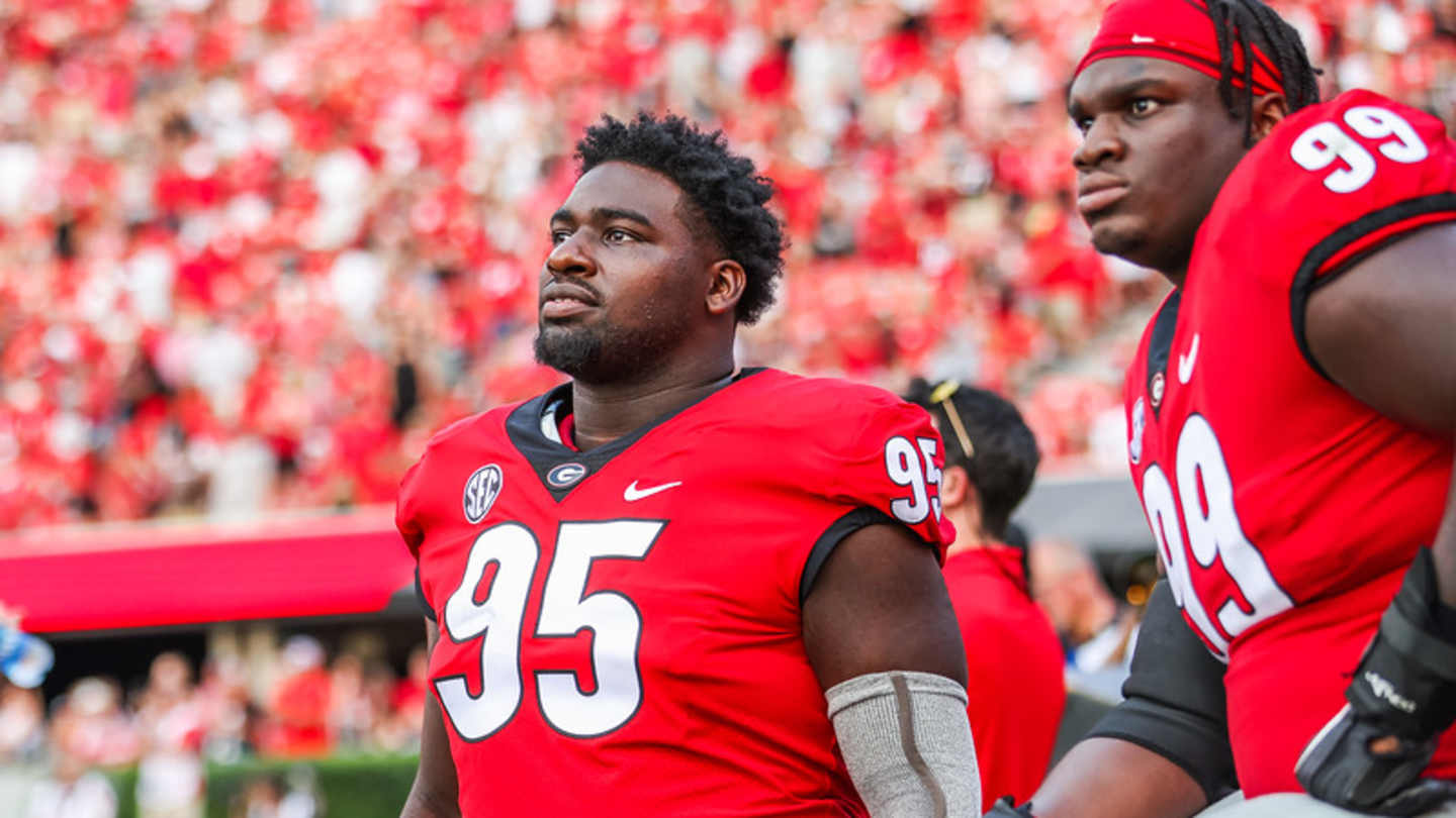 DeVonte Wyatt Finishes 40-Yard Dash - Sports Illustrated Georgia ...