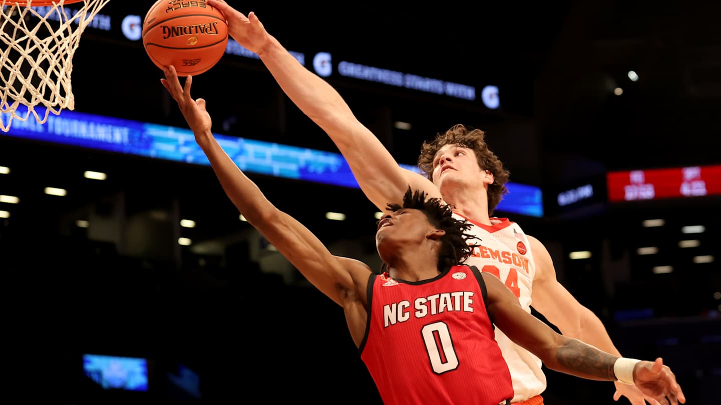 Clemson Benefited From a Rested PJ Hall - Sports Illustrated Clemson ...