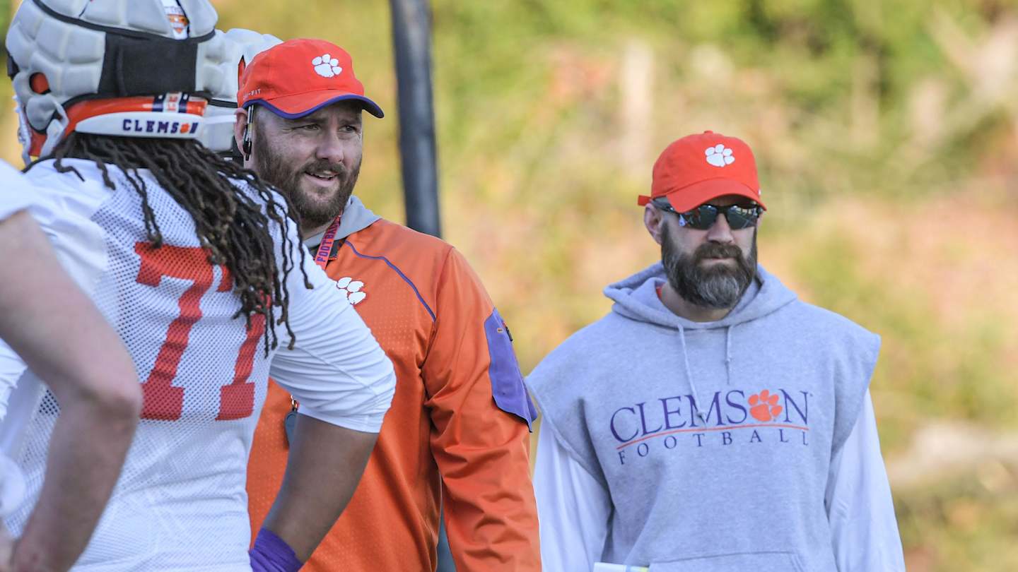 Thomas Austin Impressed with Clemson Tigers’ Freshmen O-Linemen ...