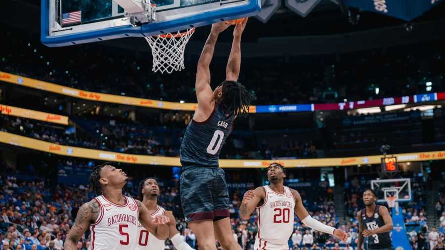 Texas A&m Aggies Men's Basketball Guard Aaron Cash Enters Transfer ...