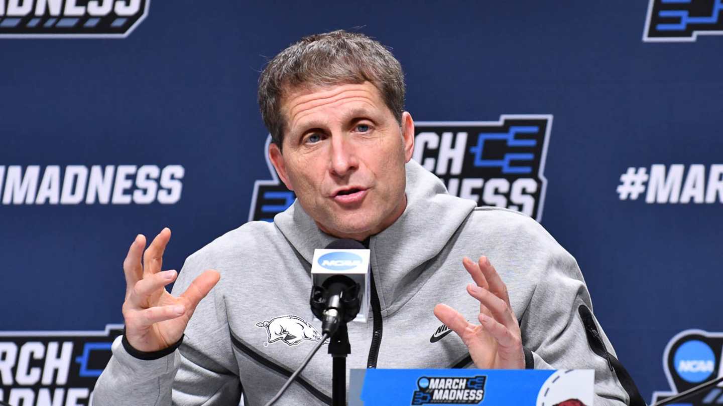 One Moment Next to I-49 Outside Walk-Ons Sports Bar Proved the Arkansas ...