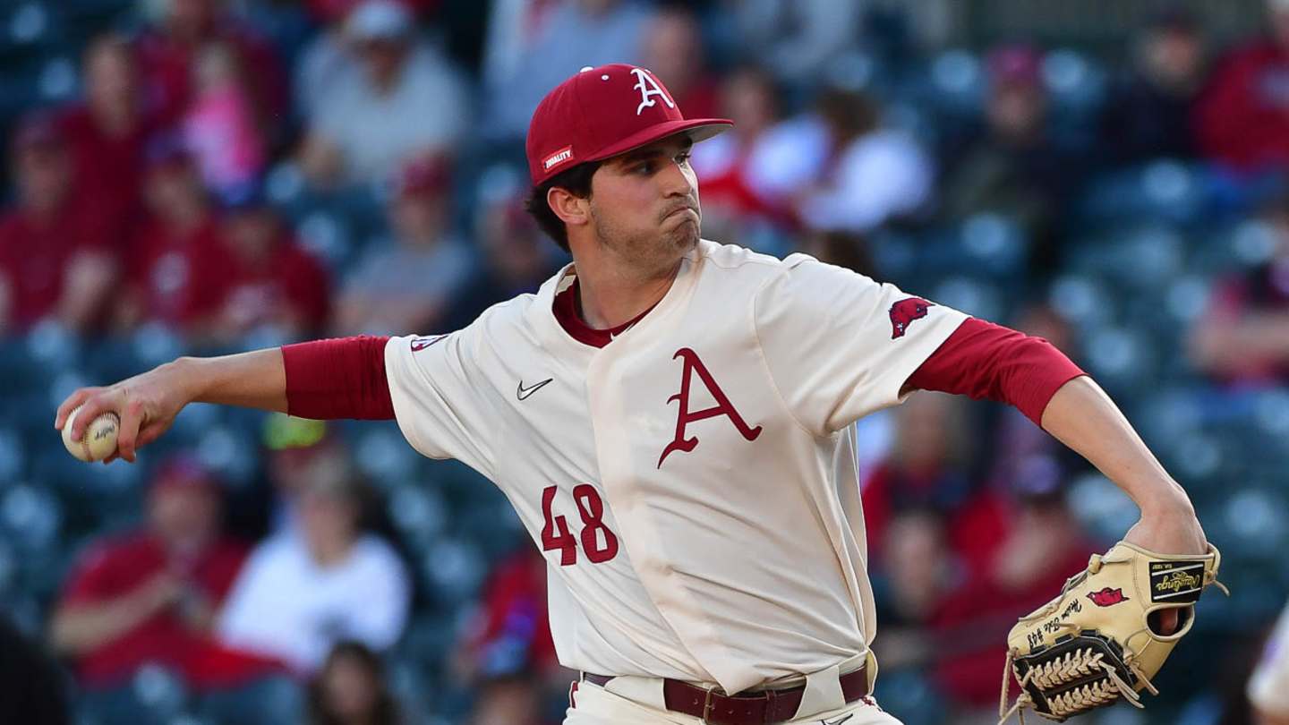 Three Diamond Hogs Enter Transfer Portal Arkansas Baseball Heston Tole ...