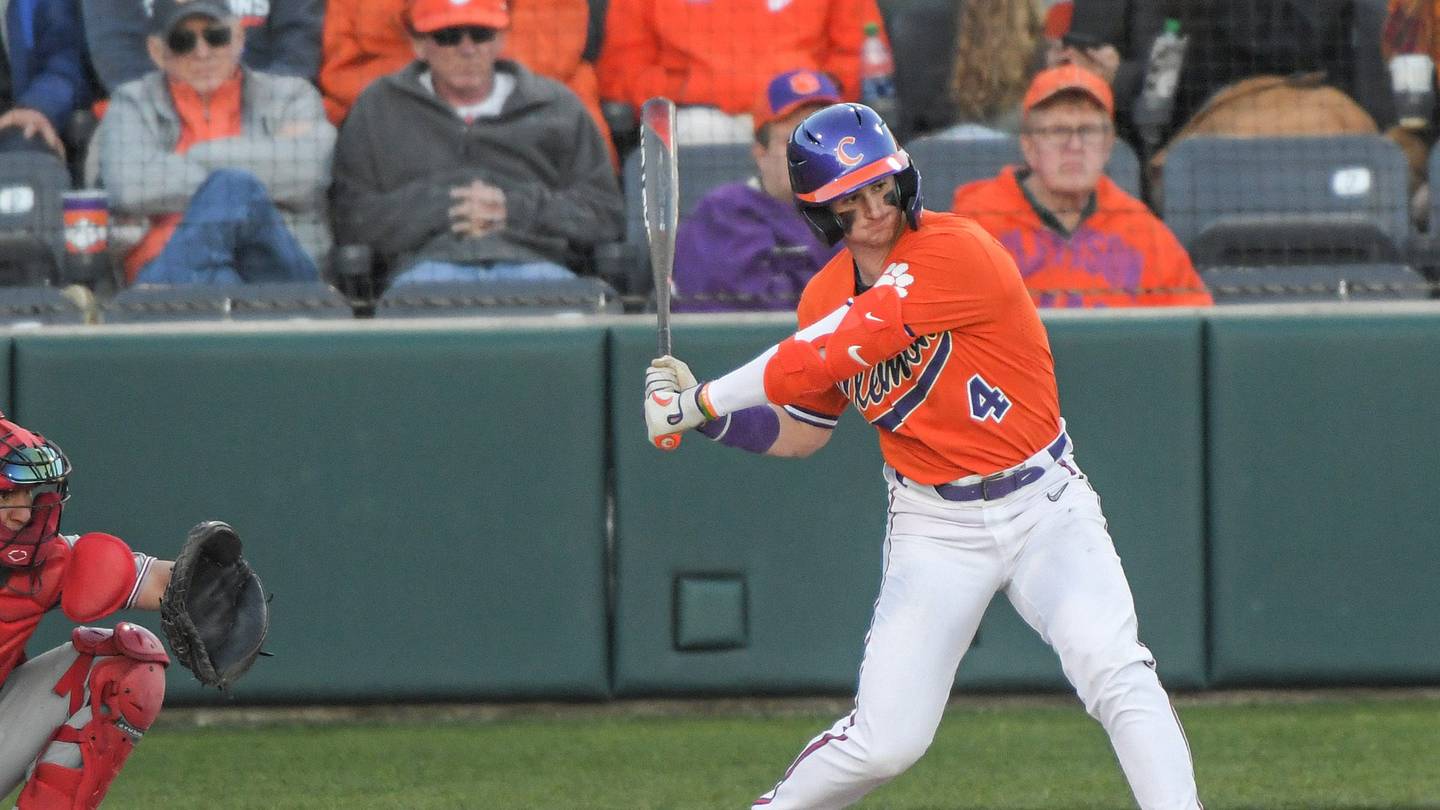 Veteran Presence in Middle Infield Paying Off for Clemson Tigers ...