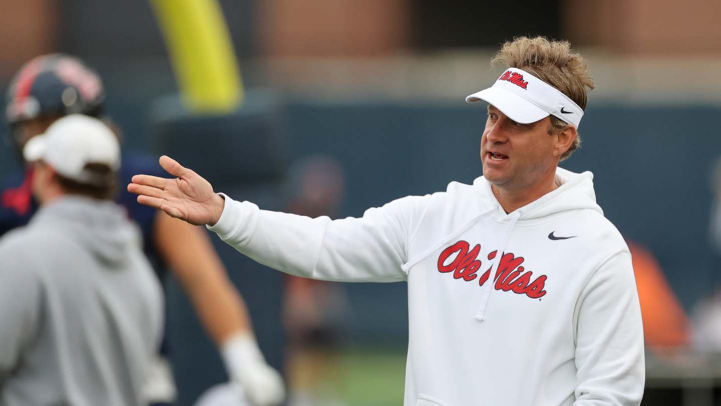 Lane Kiffin Holds First Spring Press Conference, Responds to Jimbo ...