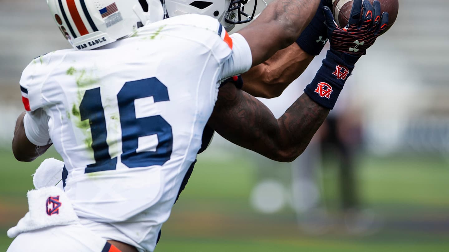 Auburn cornerback Eric Reed Jr. has reentered the transfer portal ...