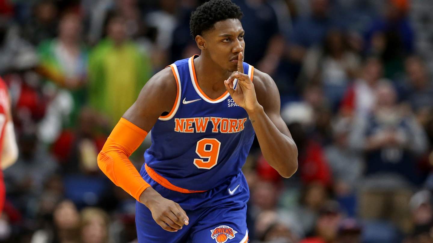 Knicks Starting Lineup Against The Raptors - Fastbreak on FanNation