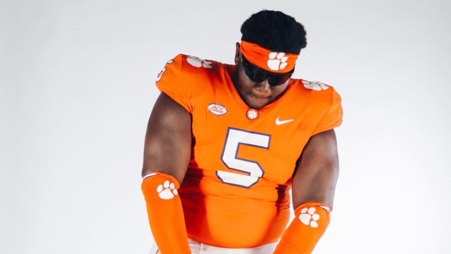 Clemson Tigers Among Five Finalists for 2023 DT Jamaal Jarrett - Sports ...