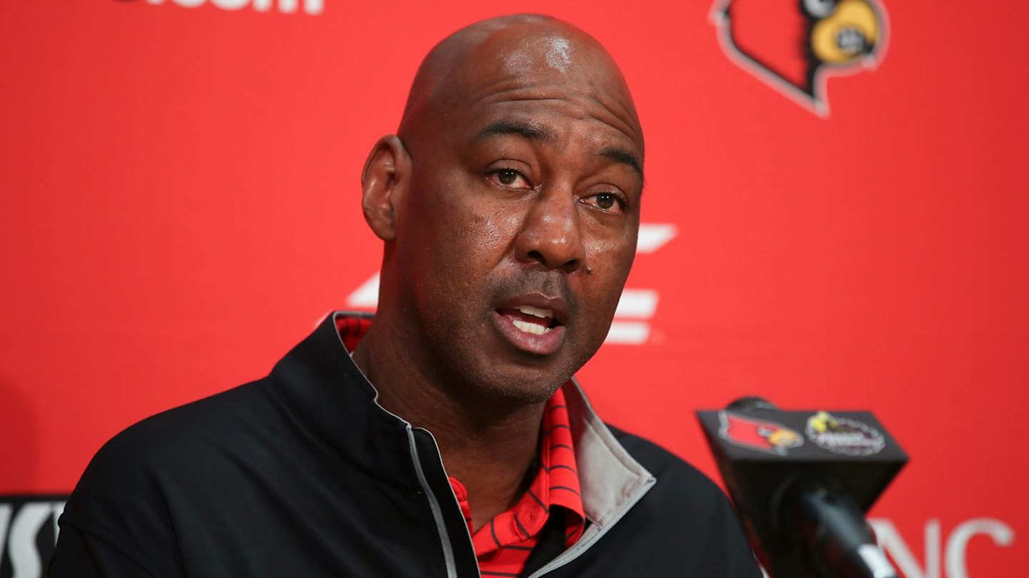 Louisville adds former Kansas star Danny Manning to coaching staff ...