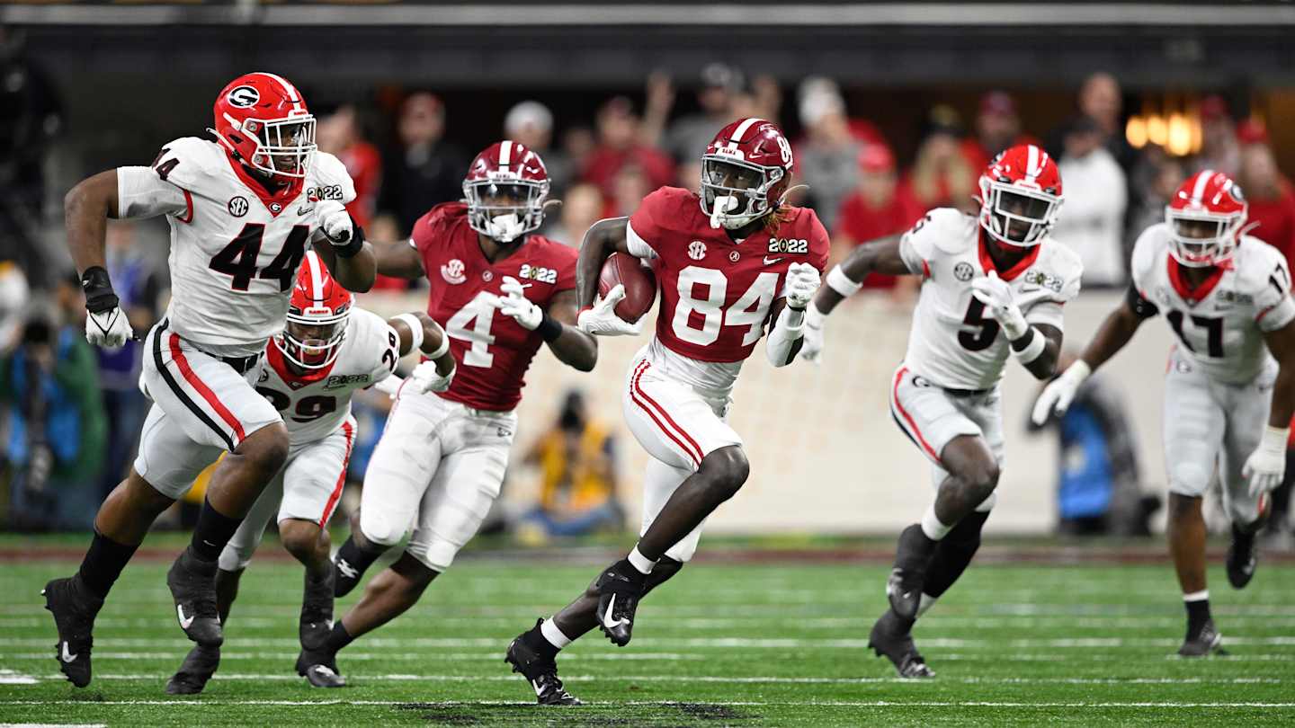 Texas Longhorns WR Agiye Hall Listed Among Boom-Or-Bust Transfer ...