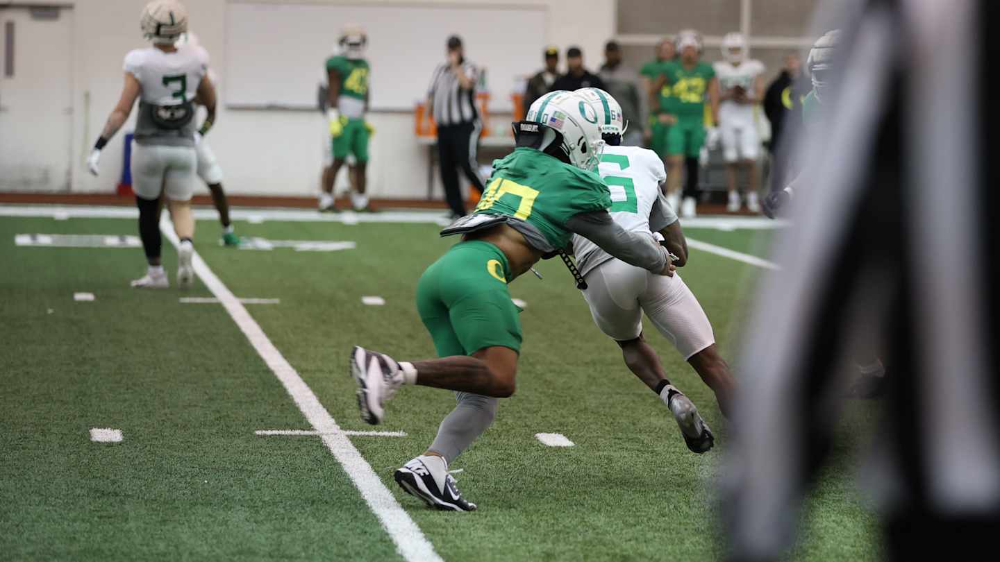 Oregon Ducks Football Linebacker Justin Flowe Progressing Back From ...