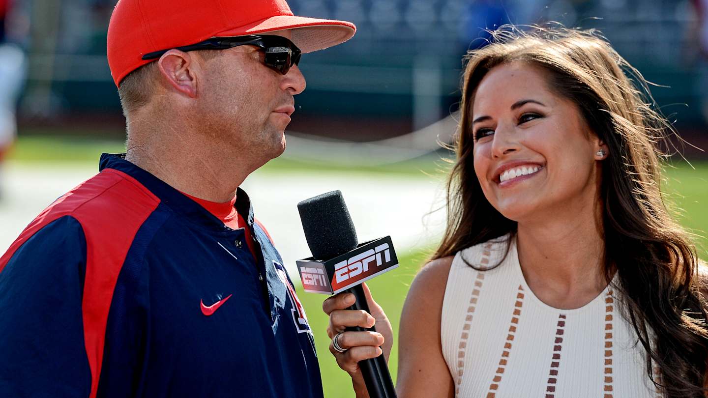 Kaylee Hartung Could Join Michaels, Herbstreit Amazon NFL Team per ...